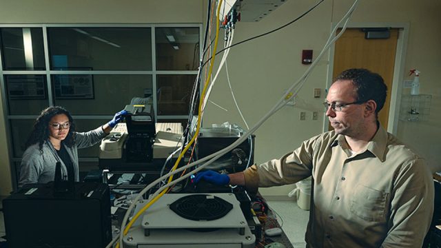 DOD awards $11M for Purdue-led microelectronics effort – Inside INdiana ...