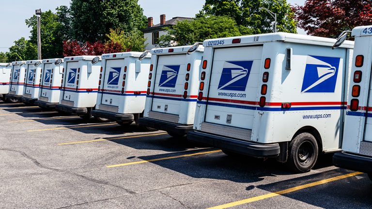 USPS reduces air cargo by 90% as part of cost-cutting effort – Inside ...