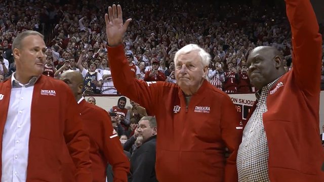 IU plans for bronze statue of former coach Bob Knight in Assembly Hall ...