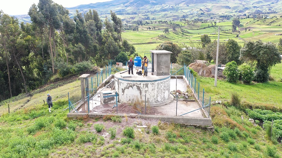 Trine students looking to improve water access in Ecuador community ...