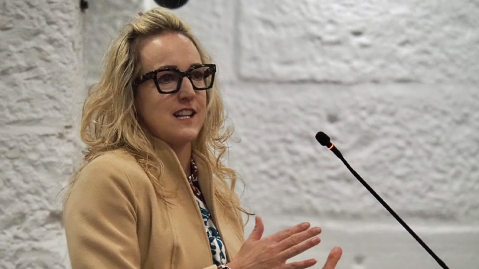 Lab-grown meat labeling bill baffles Senate committee, changes likely ...