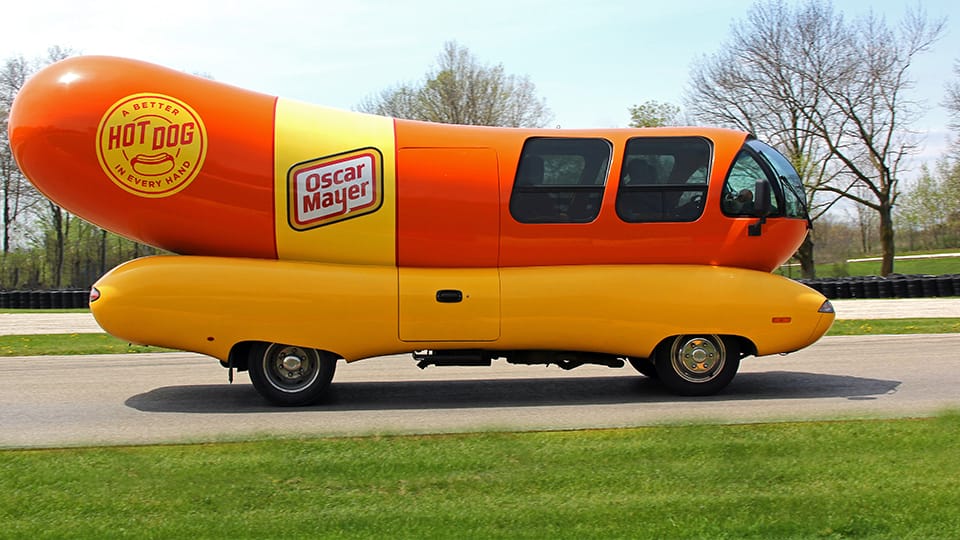 Hot dog: Oscar Mayer’s Weinermobile fleet set to race during Carb Day ...