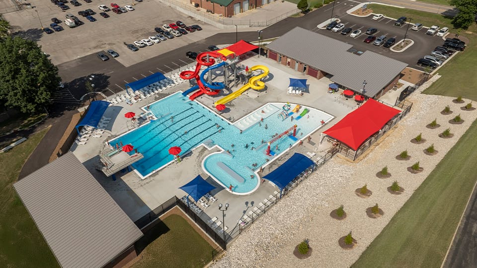 Record number of visitors at new pool in Jasper during first season ...