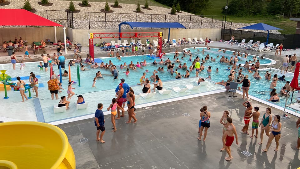 Record number of visitors at new pool in Jasper during first season ...