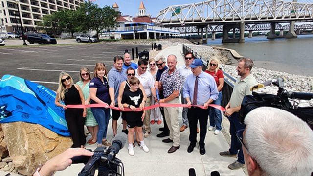 Jeffersonville completes key Ohio River Greenway trail connection ...